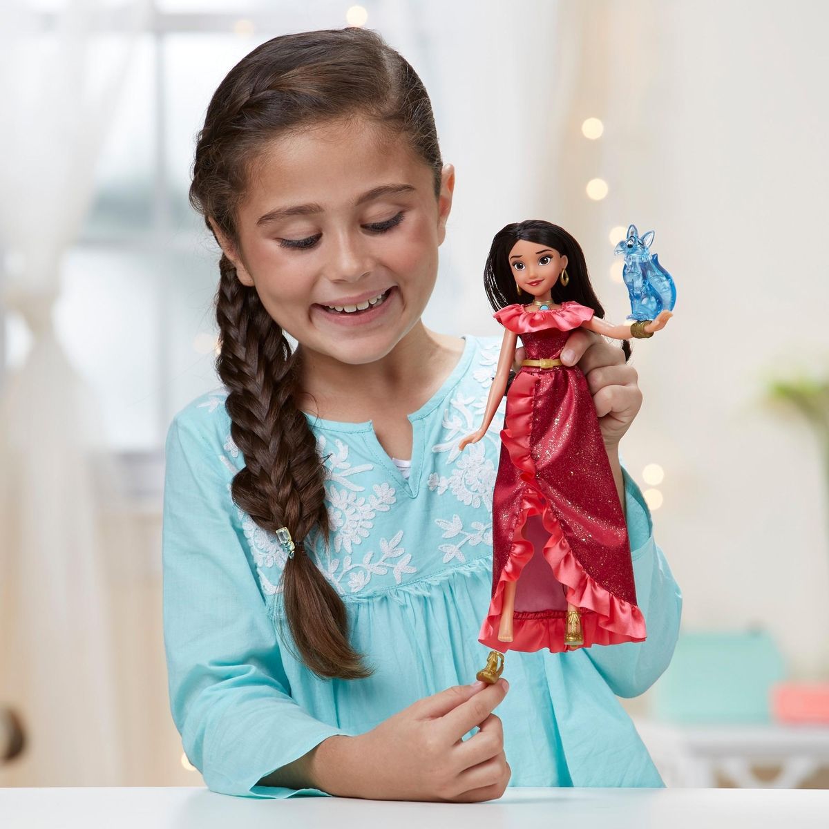Hasbro Disney Princess Elena z Avaloru Magical Guide Zuzo | 4KIDS.sk